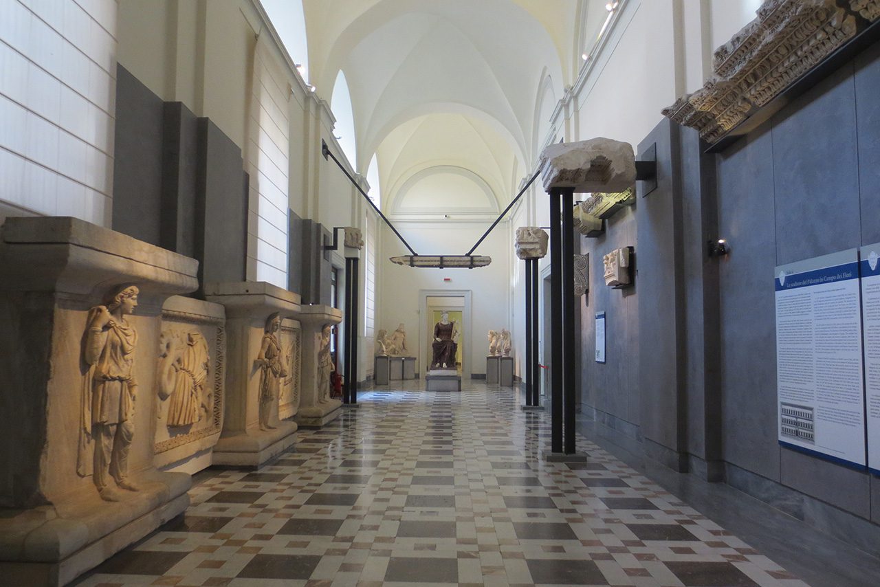 The National Archaeological Museum of Naples - Enjoy and visit Naples